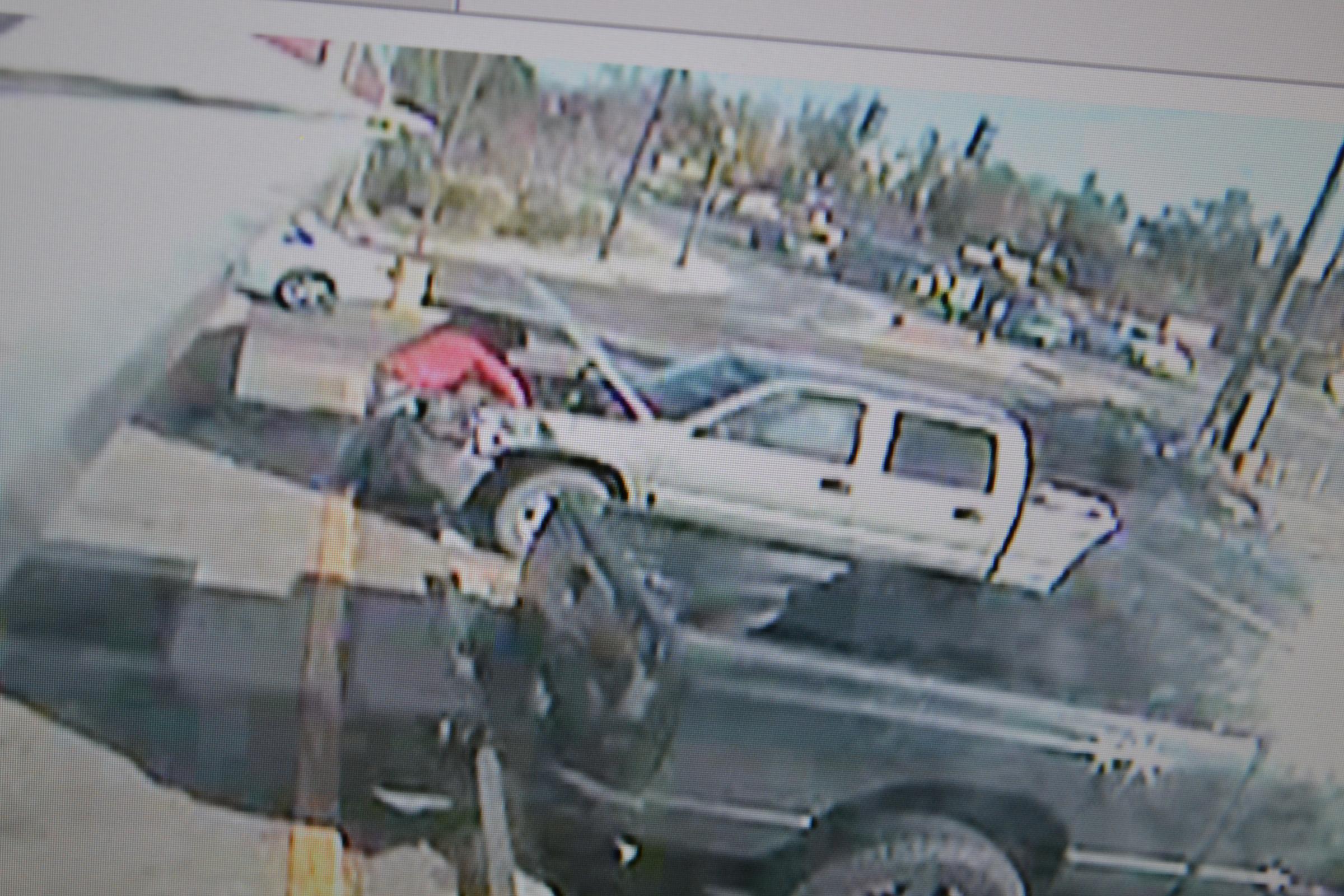 Sheriffs Office Asking For Assistance In Locating Theft Suspects El